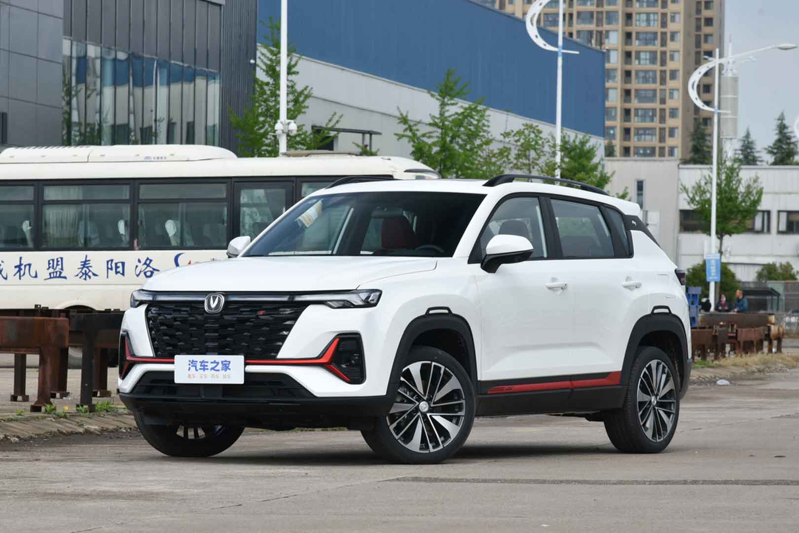 مشخصات خودرو چانگان CS35 پلاس | موتورانو