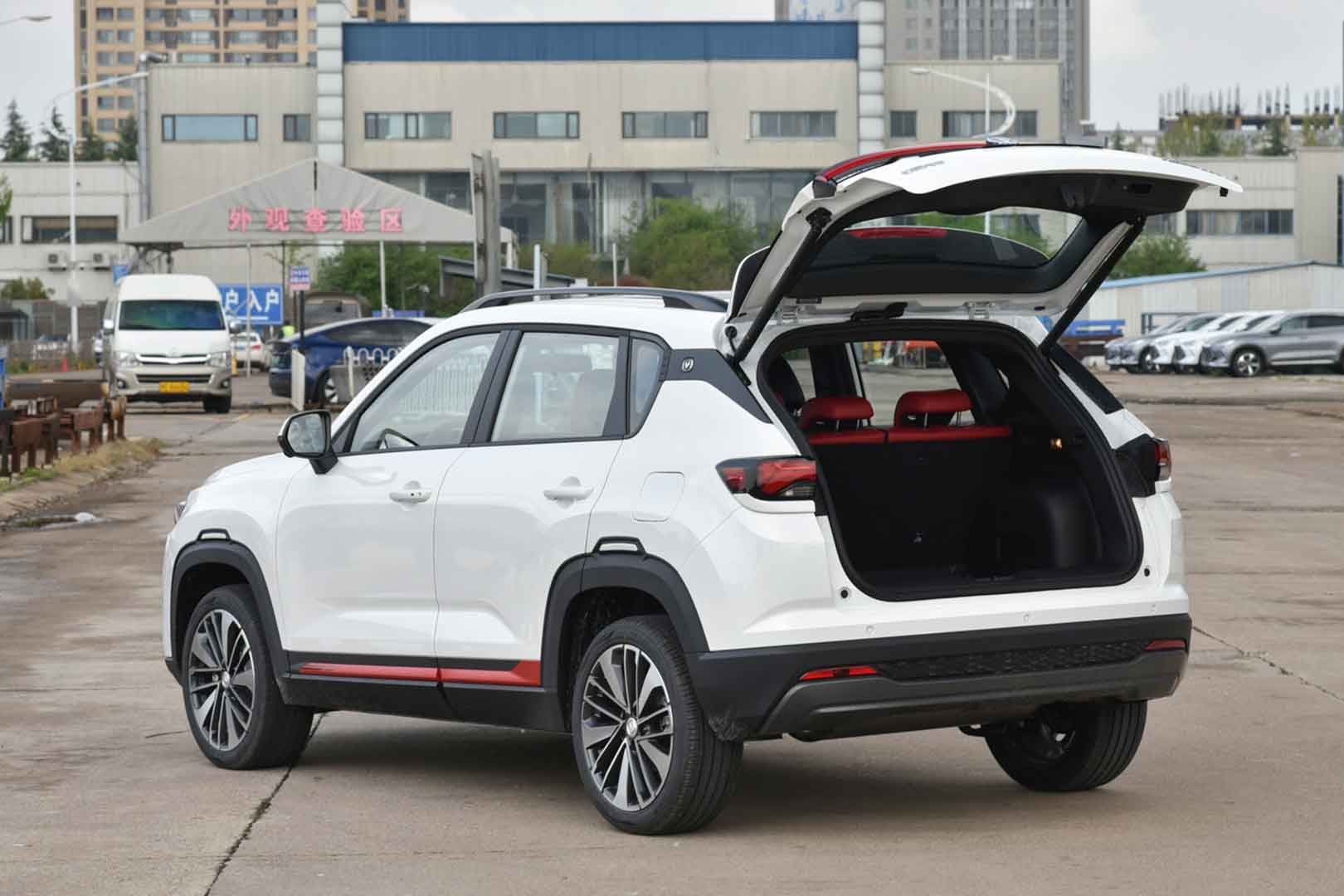 مشخصات خودرو چانگان CS35 پلاس | موتورانو